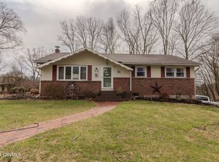 9 Rolling Ridge Dr, Milton, PA 17847 | MLS #20-96243 | Zillow