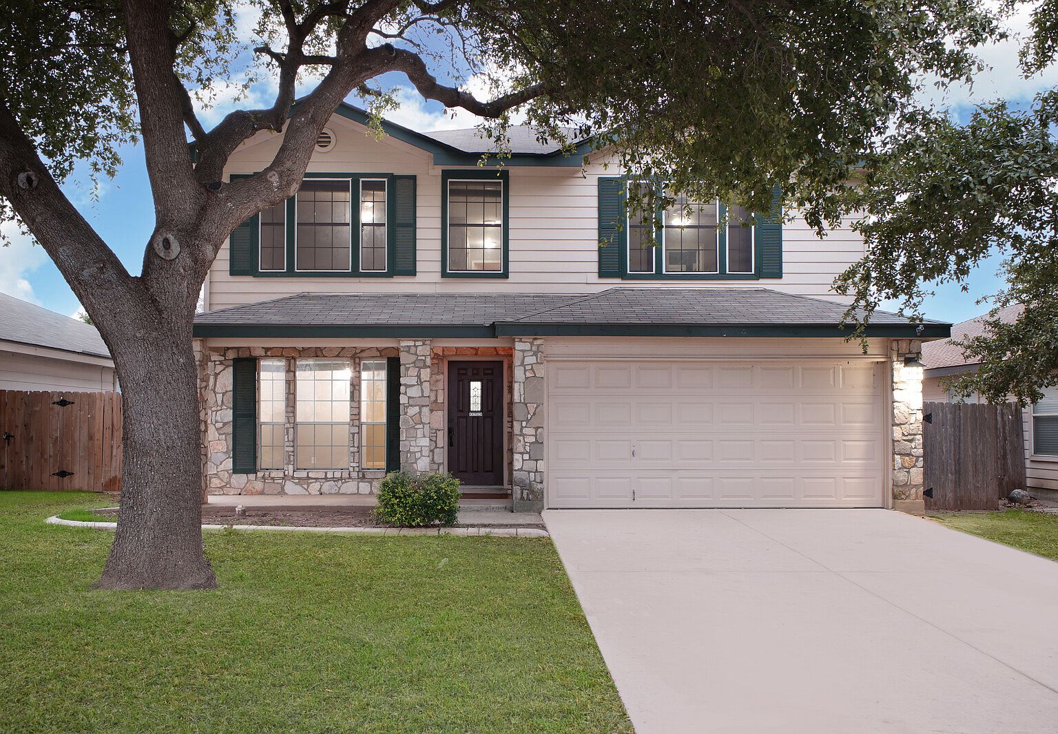 8918 Valhalla, Selma, TX 78154 | Zillow