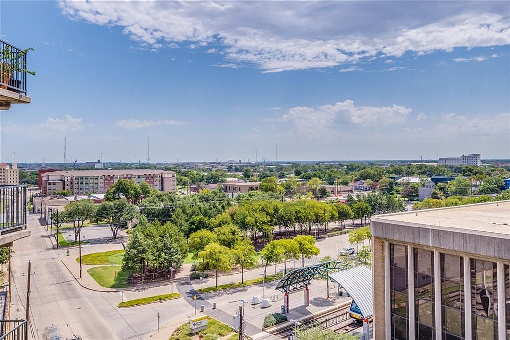 1001 Belleview St APT 702, Dallas, TX 75215 | Zillow