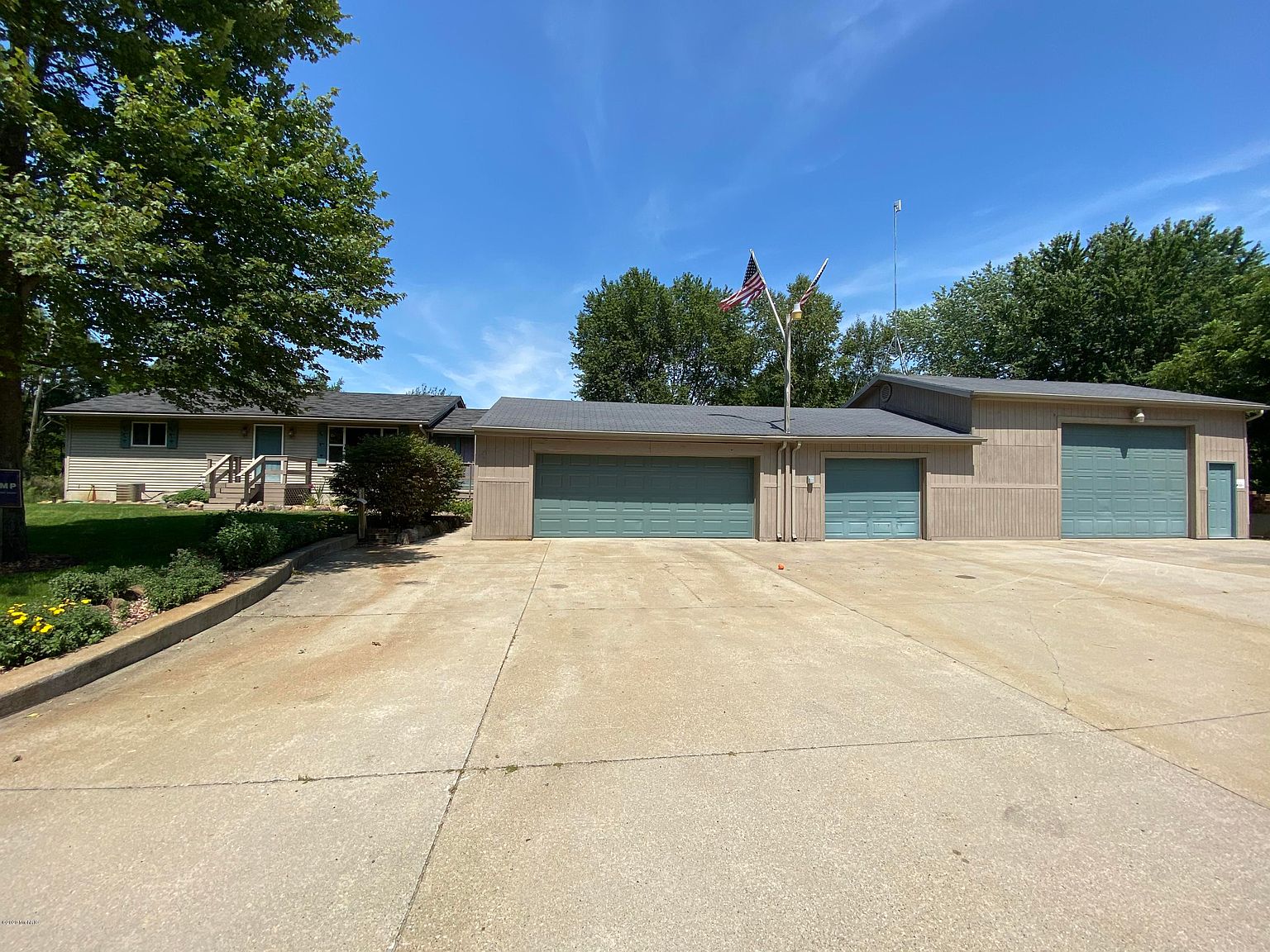 3450 W Fenwick Rd, Fenwick, MI 48834 | Zillow