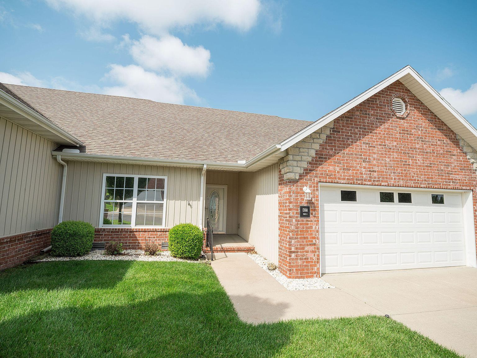 1368 N Sandy Creek Circle UNIT 2, Nixa, MO 65714 | Zillow