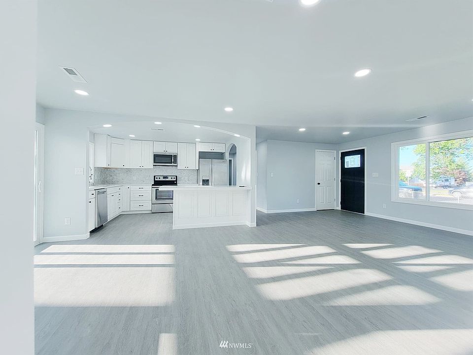 89 L Street, Ephrata, WA 98823 | Zillow