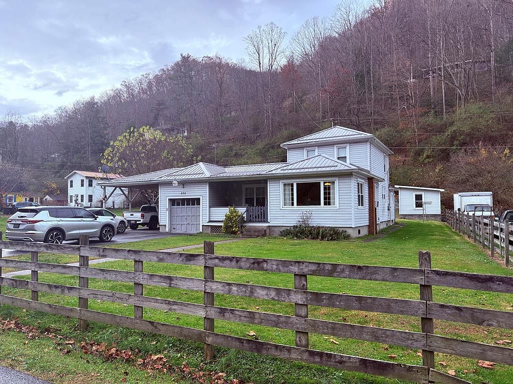 404 Jenkinjones Mountain Rd, Anawalt, WV 24808 | MLS #54712 | Zillow