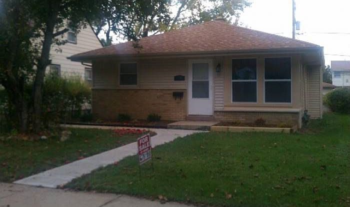 5755 N 75th St, Milwaukee, WI 53218 | Zillow