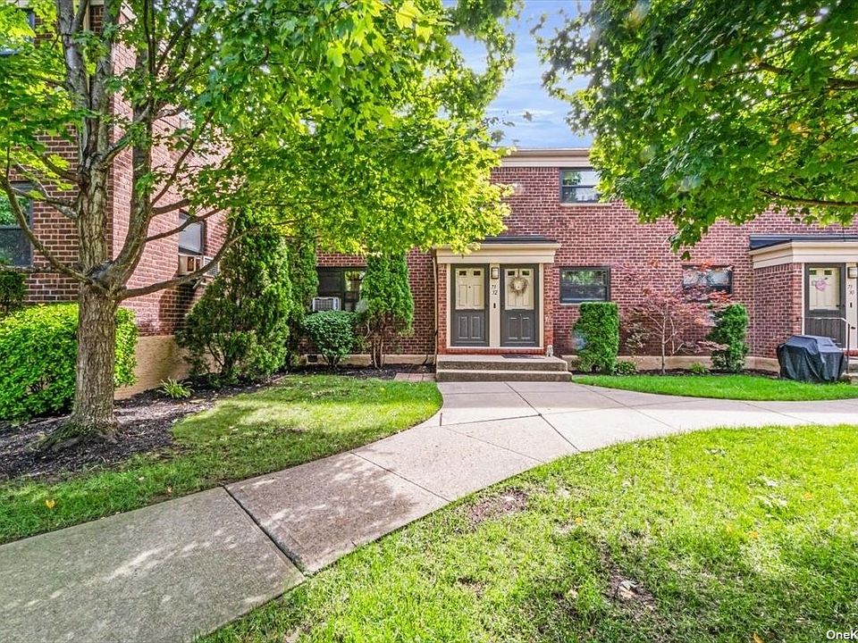 73-32 Springfield Boulevard 1st Fl, Oakland Gardens, NY 11364 | Zillow