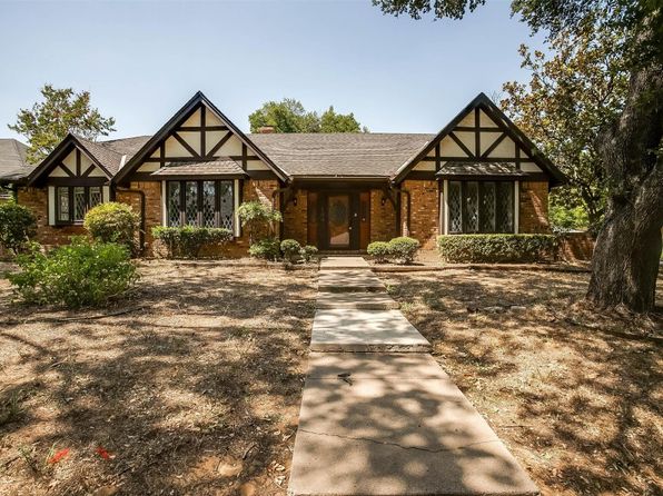 Homes For Sale Near Crossroads High School Burleson TX Zillow homes-for-sale-near-crossroads-high-school-burleson-tx-zillow