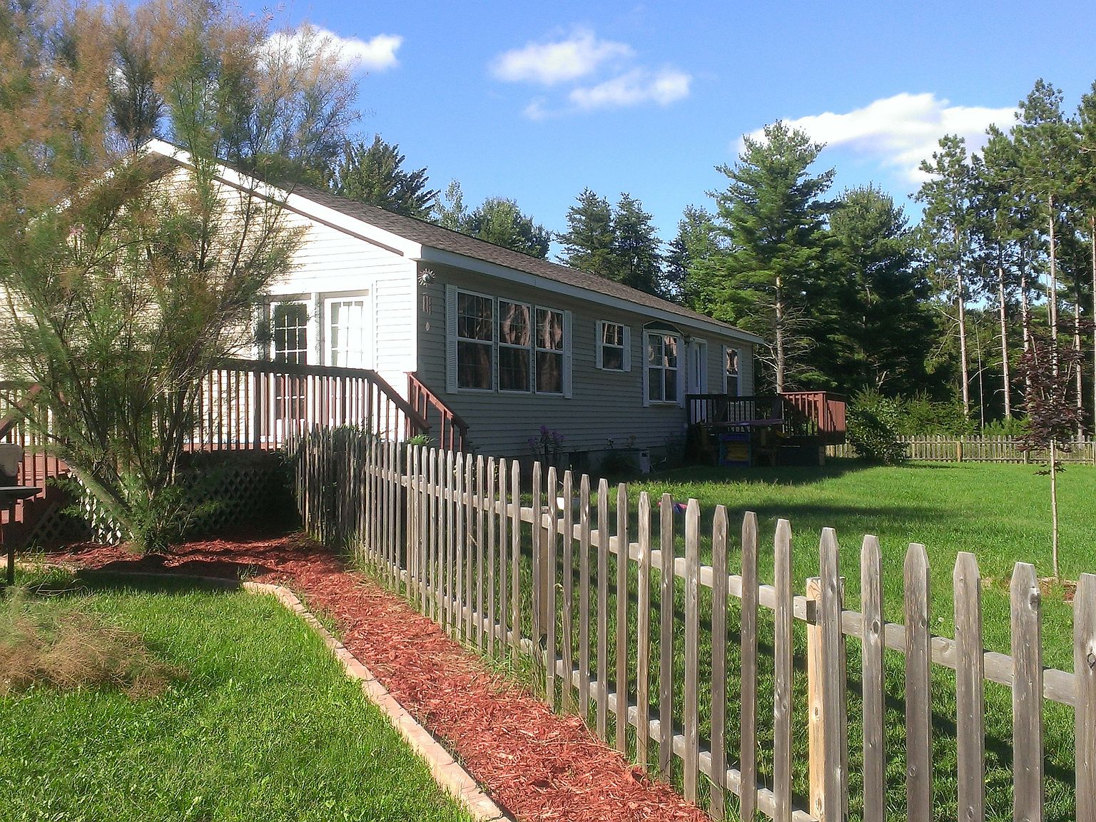 N2515 Shore Dr, Marinette, WI 54143 | Zillow