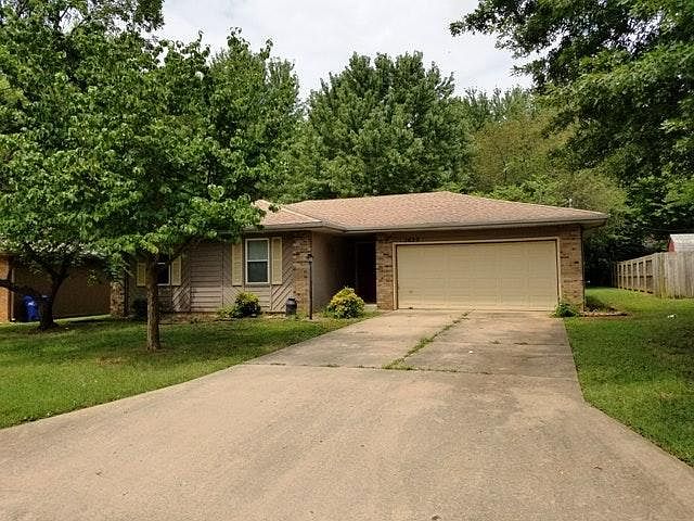 1623 W Tracy St, Springfield, MO 65807 | Zillow