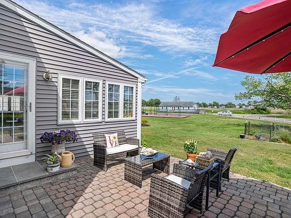 86 Chalker Beach Rd, Old Saybrook, CT 06475 | MLS #24025402 | Zillow