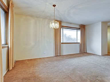 355 W Kathleen Dr, Des Plaines, IL 60016 | Zillow