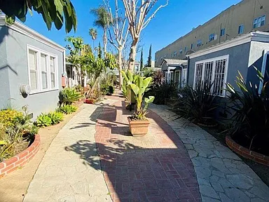 582 N Kingsley Dr Los Angeles CA | Zillow