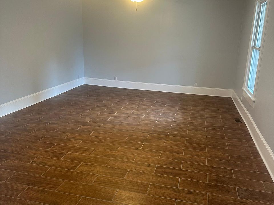 2201 Harper St, Newberry, SC 29108 | Zillow