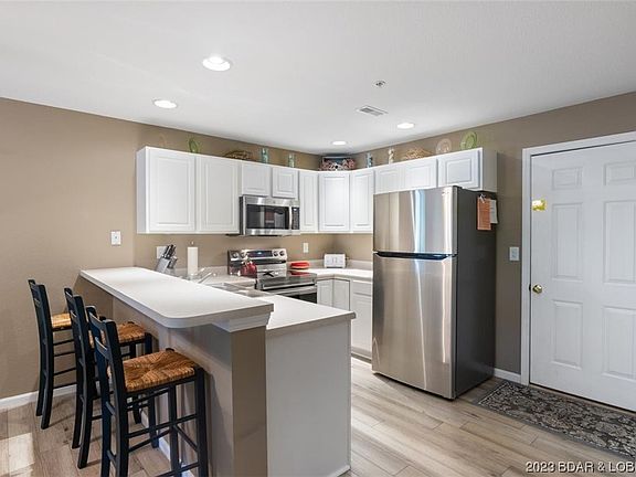 54 Park Pool Dr #2C, Kaiser, MO 65047 | MLS #3556963 | Zillow