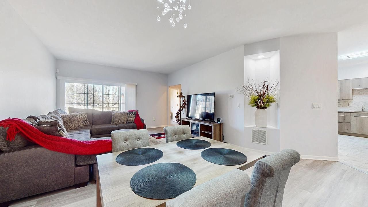 1151 Townline ROAD #102, Lake Geneva, WI 53147 | Zillow