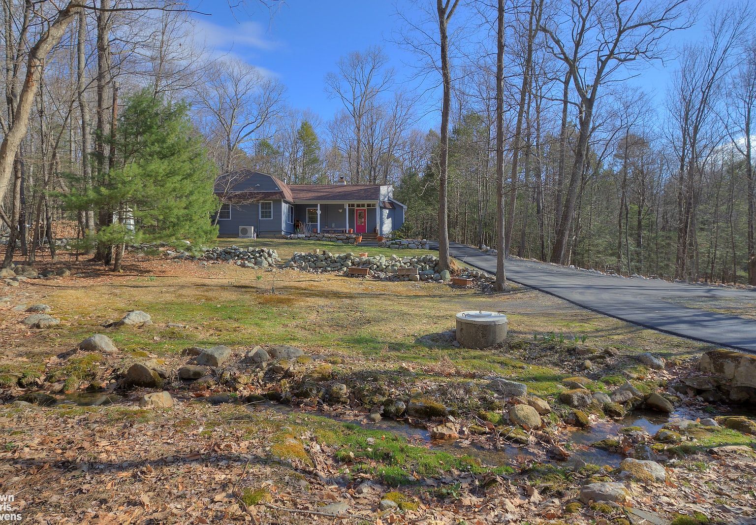 16 Simons Rd, Pine Bush, NY 12566 | Zillow