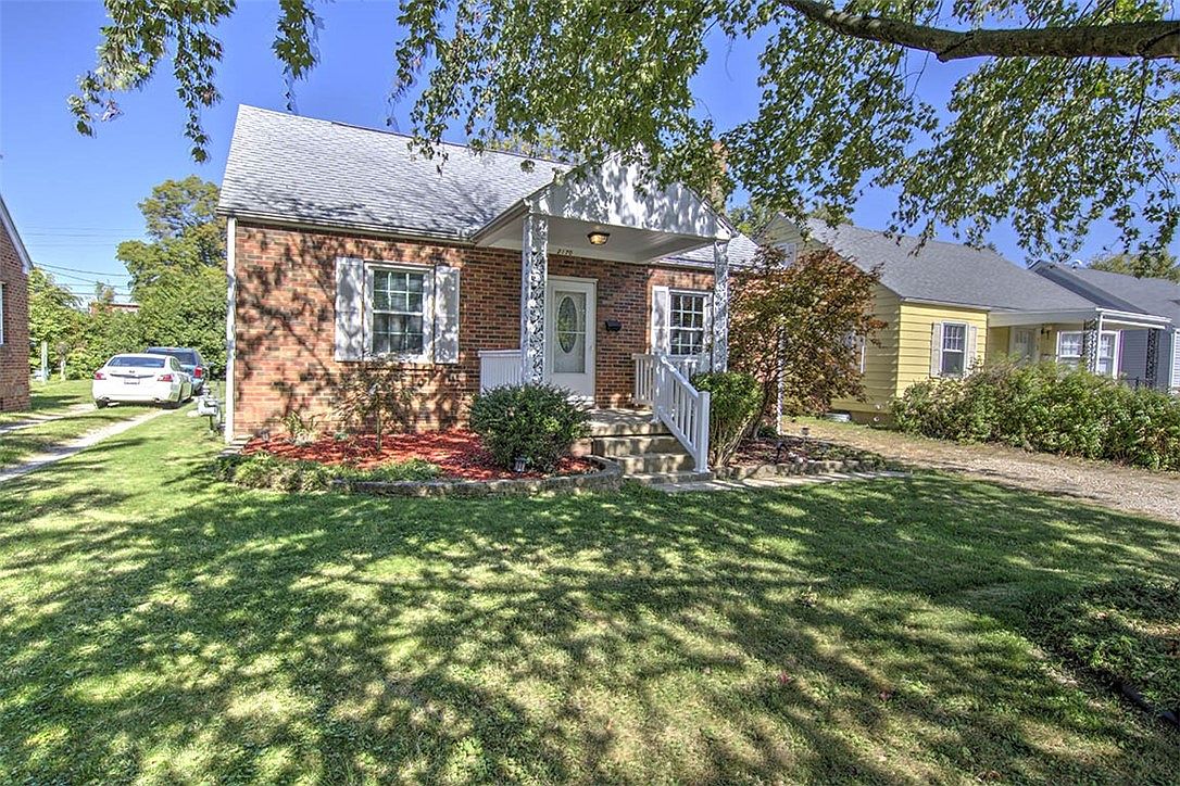 2170 W Waggoner St, Decatur, IL 62526 | Zillow