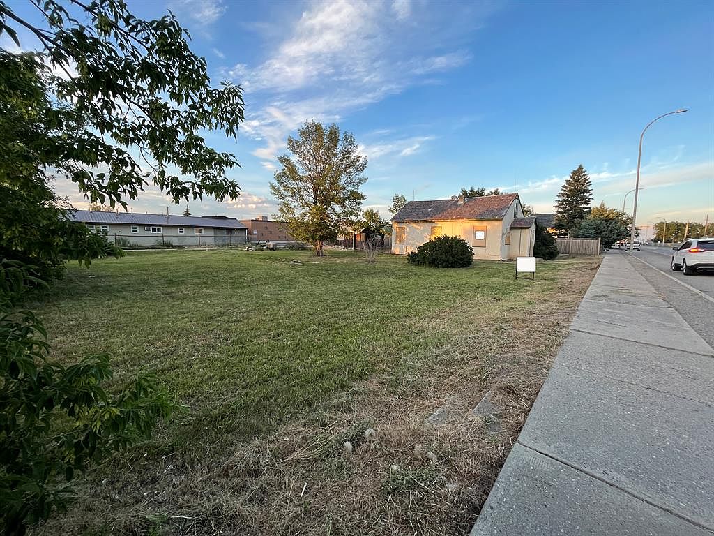 437 S 23rd St, Nanton, AB T0L 1R0 | MLS #A2020614 | Zillow