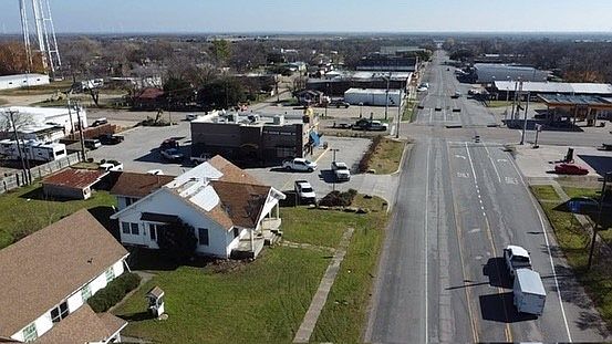 404 N Magnolia Ave, Hubbard, TX 76648 | MLS #20506332 | Zillow