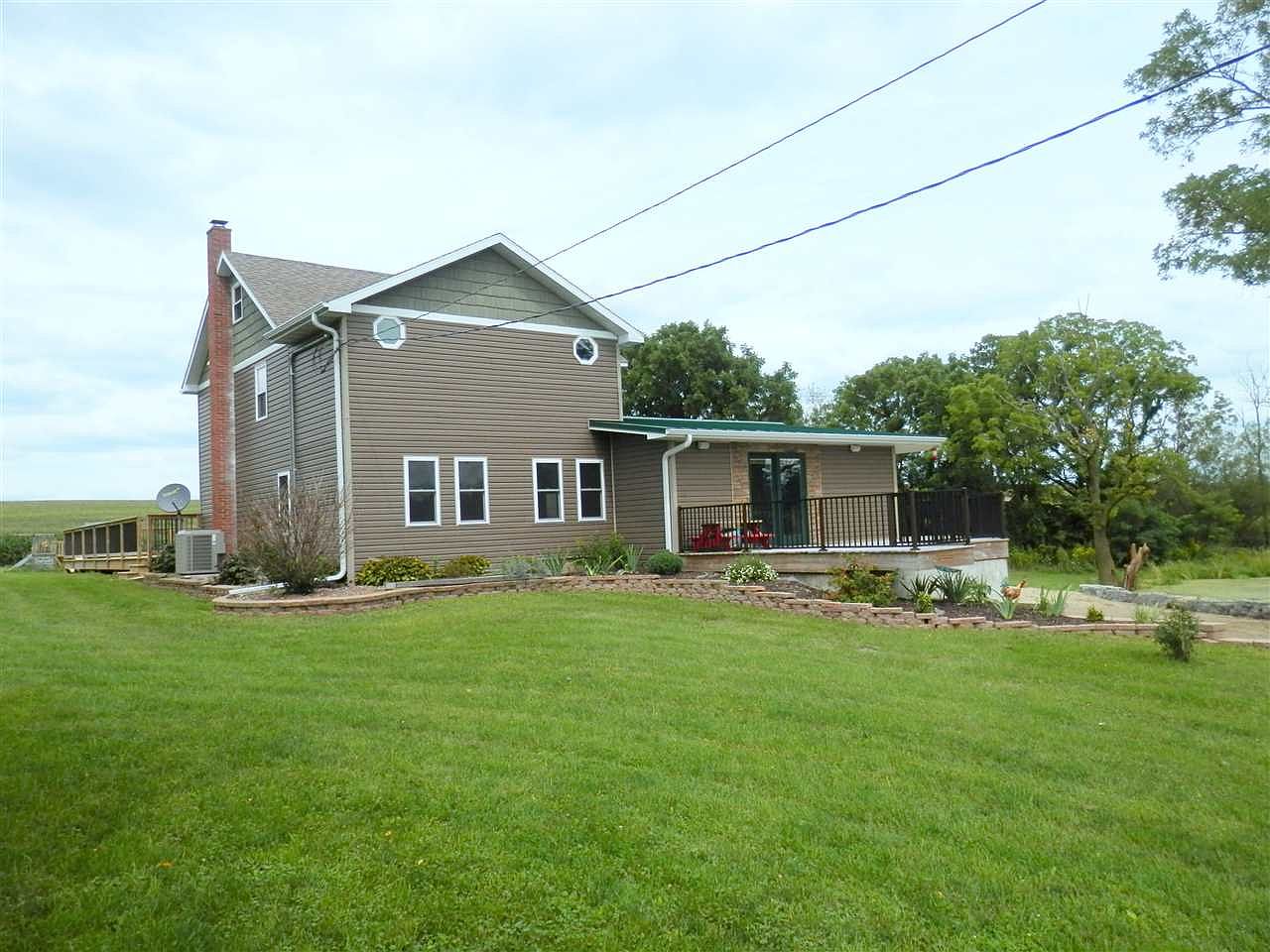 10760 E Rock Grove Rd, Davis, IL 61019 | Zillow