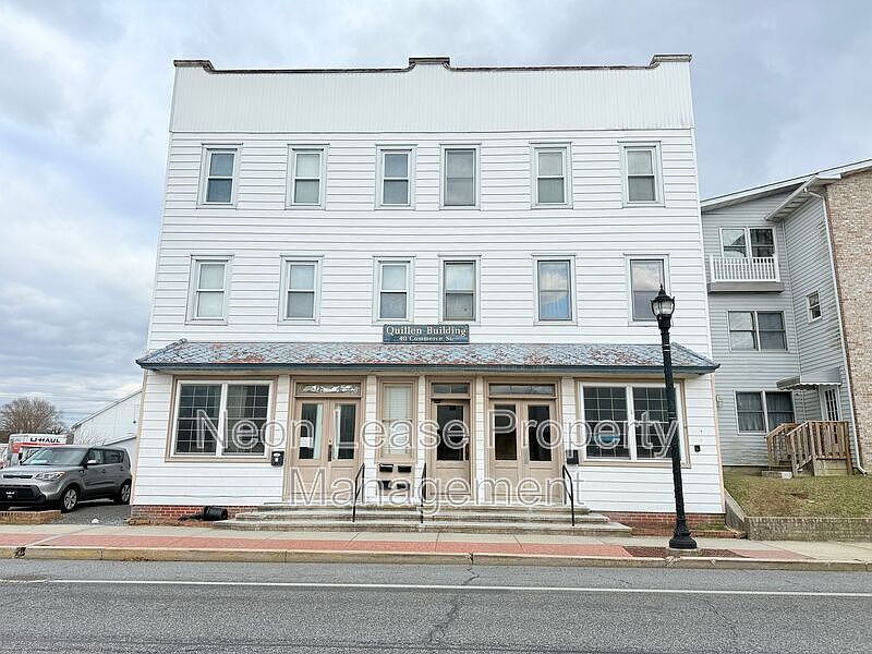 40 Commerce St APT B, Harrington, DE 19952 | Zillow