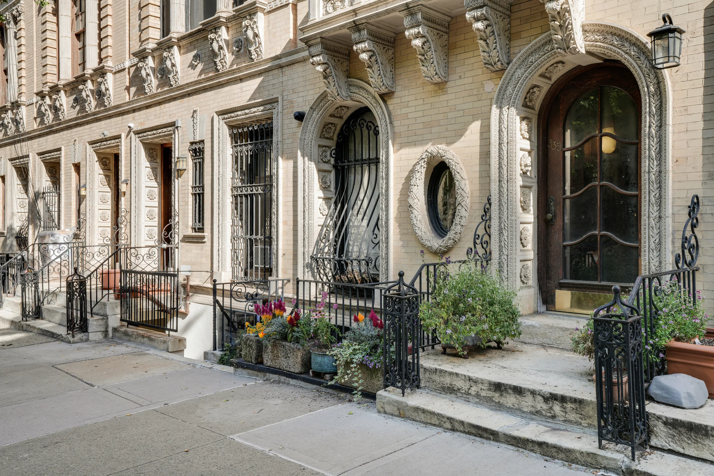 337 West 71st Street #3 in Lincoln Square, Manhattan | StreetEasy