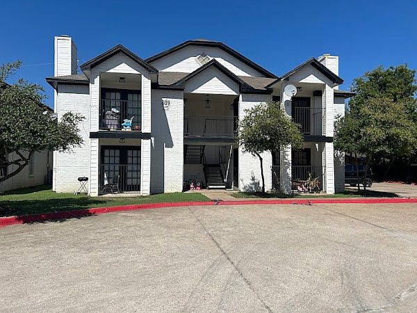 Ambers Village - 803 N Mesquite St Arlington TX (Updated Daily) | Zillow