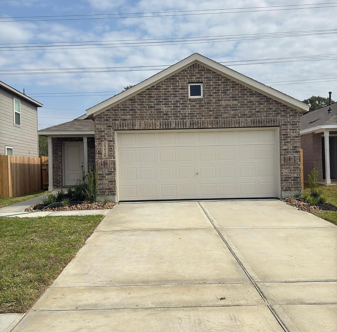 21026 Newberry Grove Ln, Humble, TX 77338 | Zillow