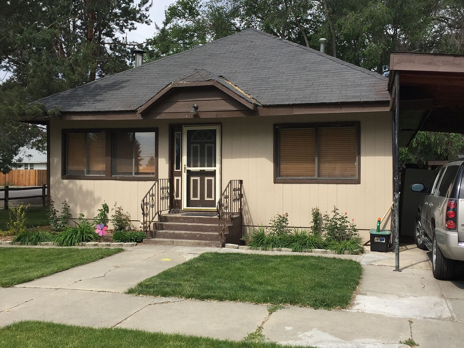 641 Colorado St, Gooding, ID 83330 | Zillow
