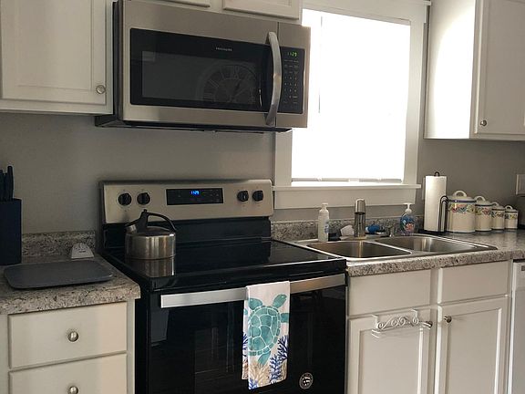 1033 S Crutcher Ave, Springfield, MO 65804 | Zillow