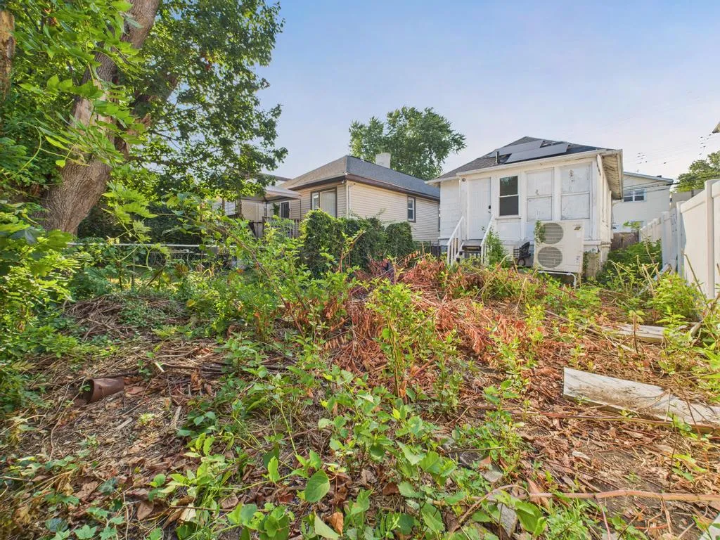 102 Caroll Street #1 in City Island, Bronx | StreetEasy