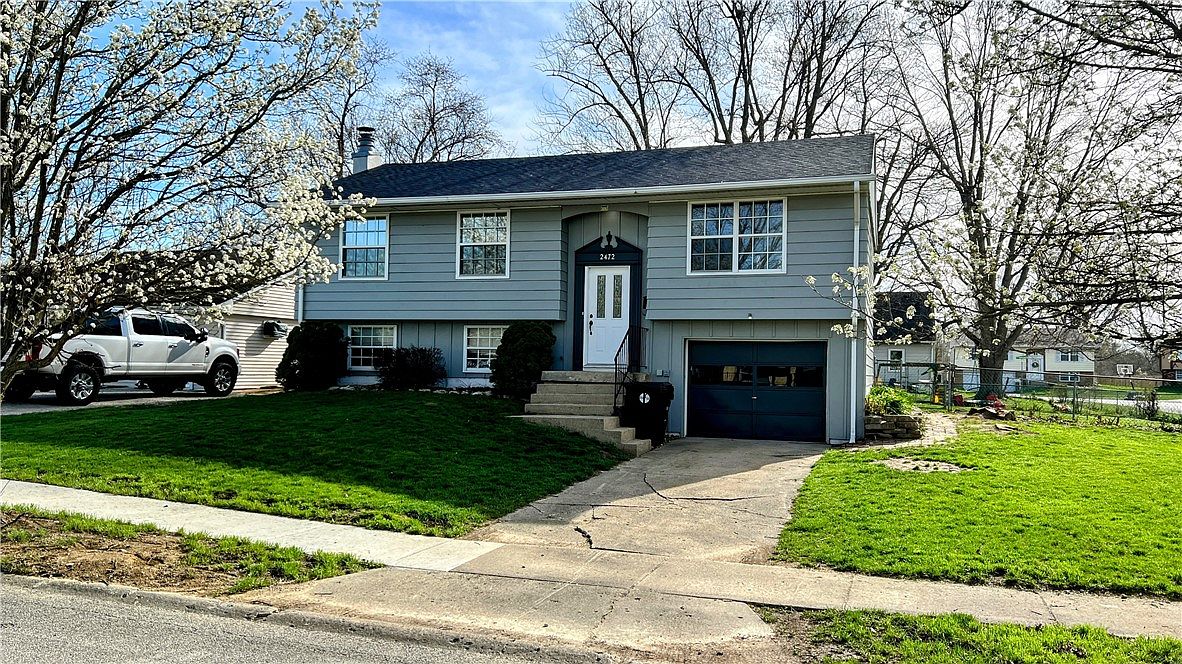 2472 S Baronette Ct, Decatur, IL 62521 | Zillow