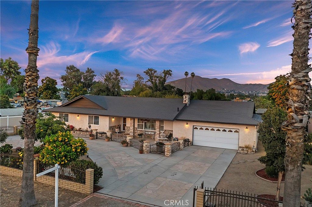 3971 Corona Ave, Norco, CA 92860 | Zillow
