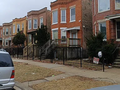 5023 W Huron St Chicago IL | Zillow