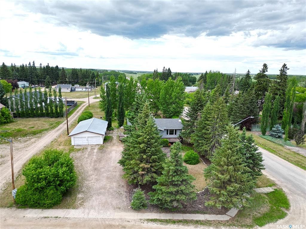 101 1st AVENUE, Medstead, SK S0M 1W0 | MLS #SK012160 | Zillow