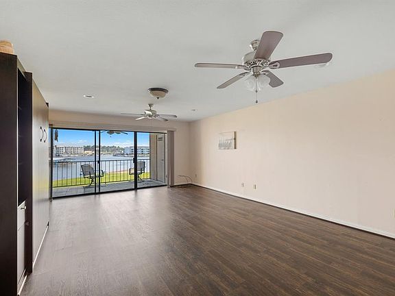 15575 Marina Dr UNIT 215C, Montgomery, TX 77356 | MLS #21109578 | Zillow