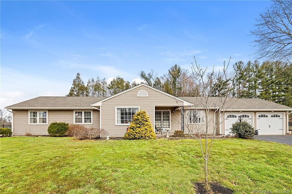 5 Petticoat Ln E, Broad Brook, CT 06016 | Zillow