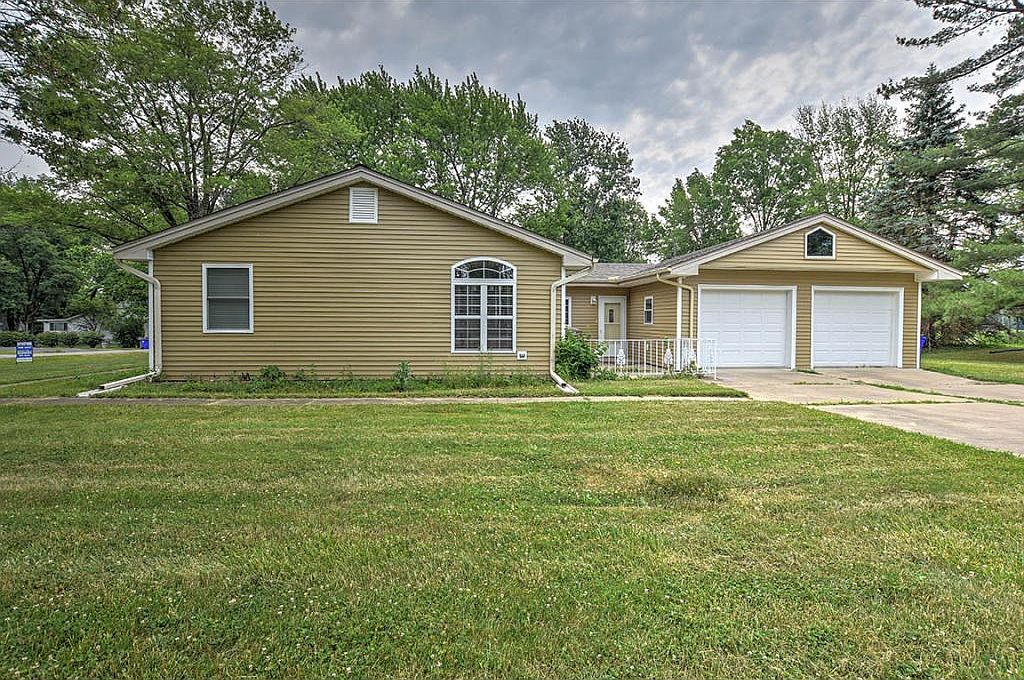 219 Oxford Dr, Decatur, IL 62521 | Zillow