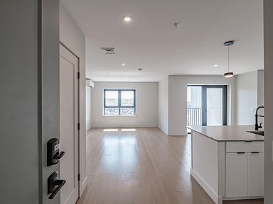 75 Chestnut Street UNIT 605, Portland, ME 04101 | Zillow