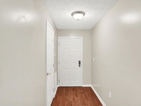 6518 Jade Stream Ct APT 312, Indianapolis, IN 46237 | Zillow