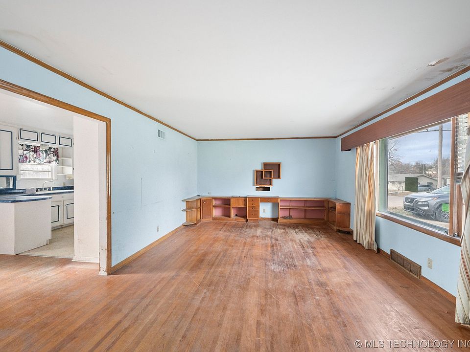 5106 E 24th St S, Tulsa, OK 74114 | Zillow