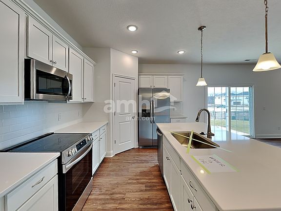 8440 Merlin Dr, Sunbury, OH 43074 | Zillow