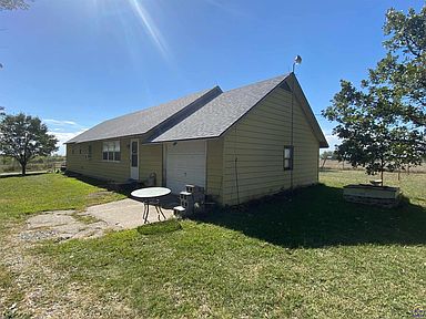 3184 158th Rd, Delia, KS 66418 | Zillow