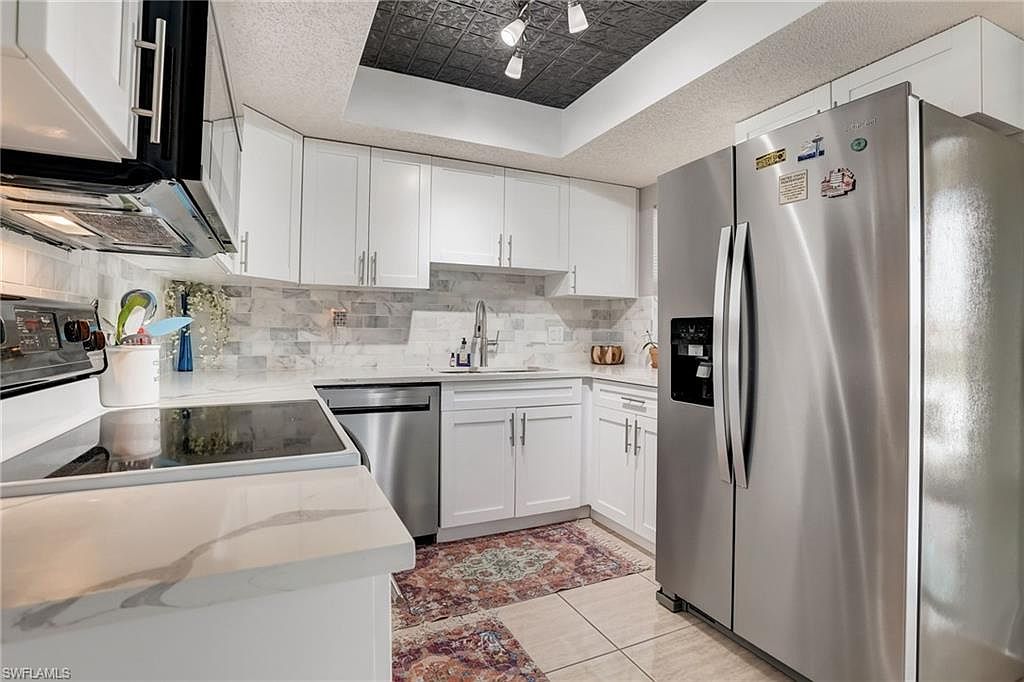 4021 SE 19th Ave APT 201, Cape Coral, FL 33904 | MLS #223054752 | Zillow