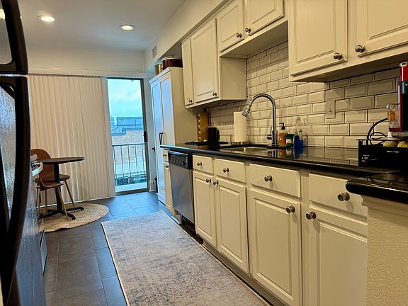 7919 Meadow Park Dr, Dallas, TX 75230 | Zillow