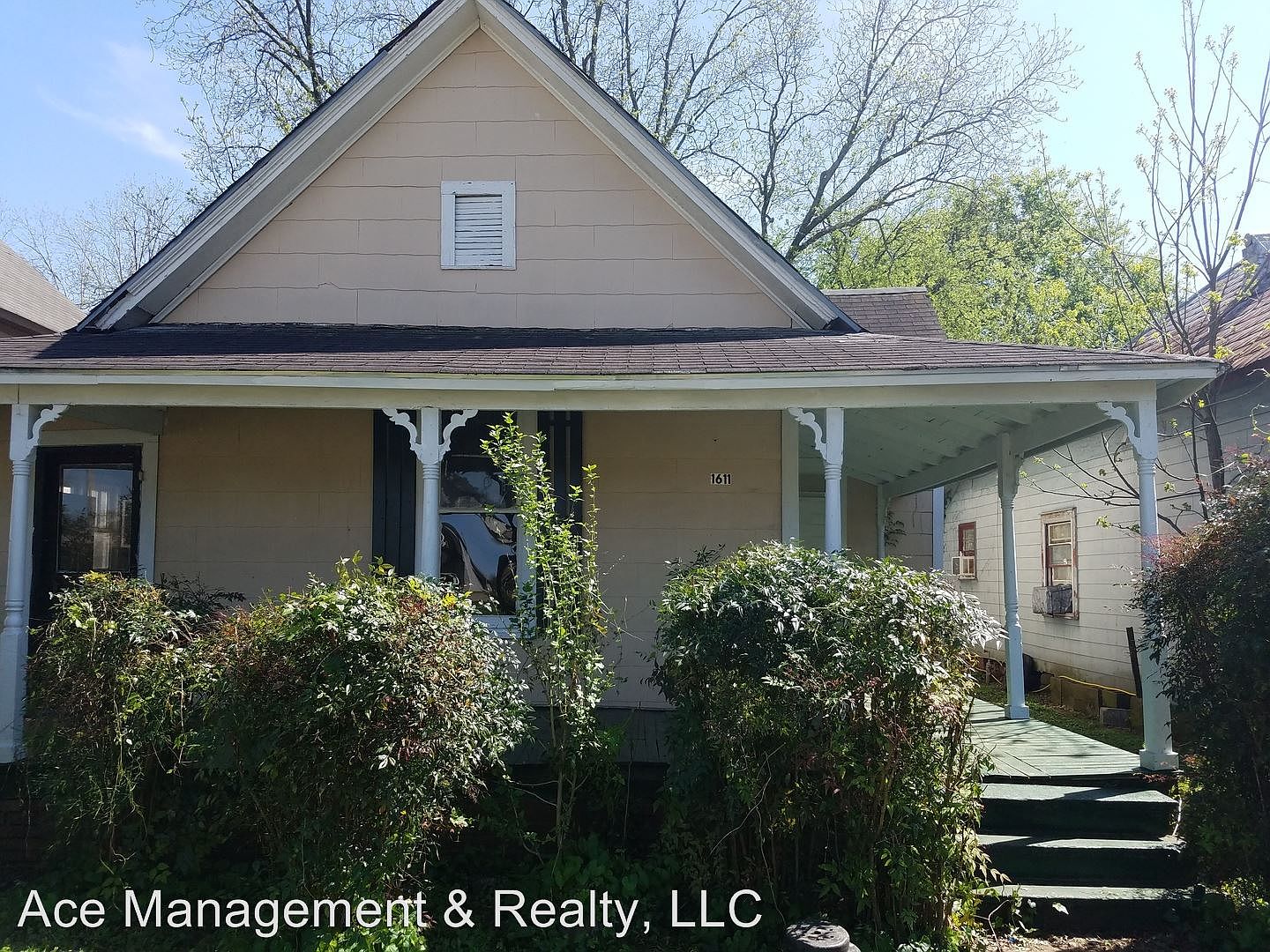 1611 Wadsworth St SE, Decatur, AL 35601 | Zillow