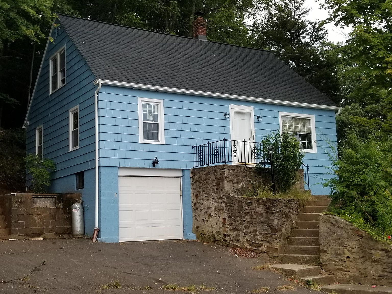 11 Rocky Rest Rd, Shelton, CT 06484 | Zillow