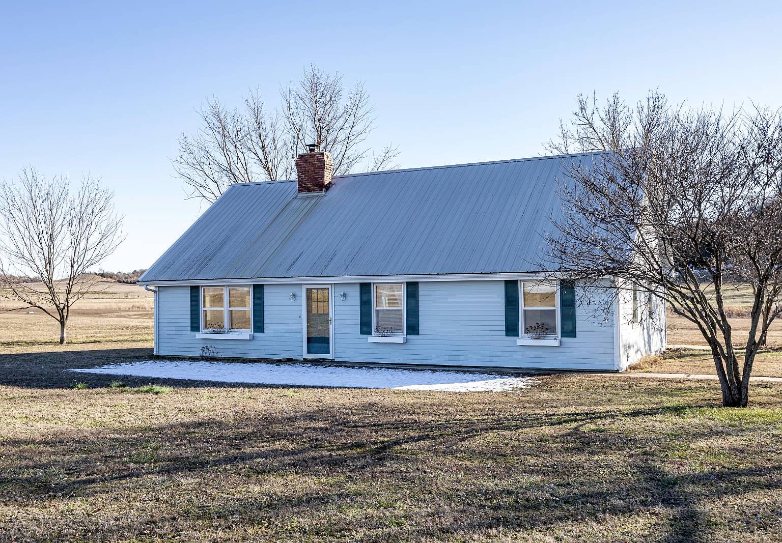 5126 Highway 160, Cherryvale, KS 67335 | MLS #11406822 | Zillow