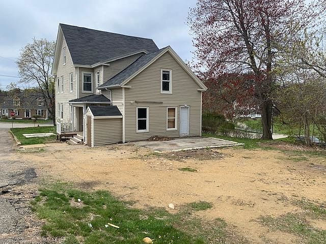 182 Green Street, Somersworth, NH 03878 | Zillow