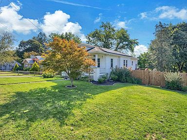 32 Overocker Rd, Poughkeepsie, NY 12603 | Zillow