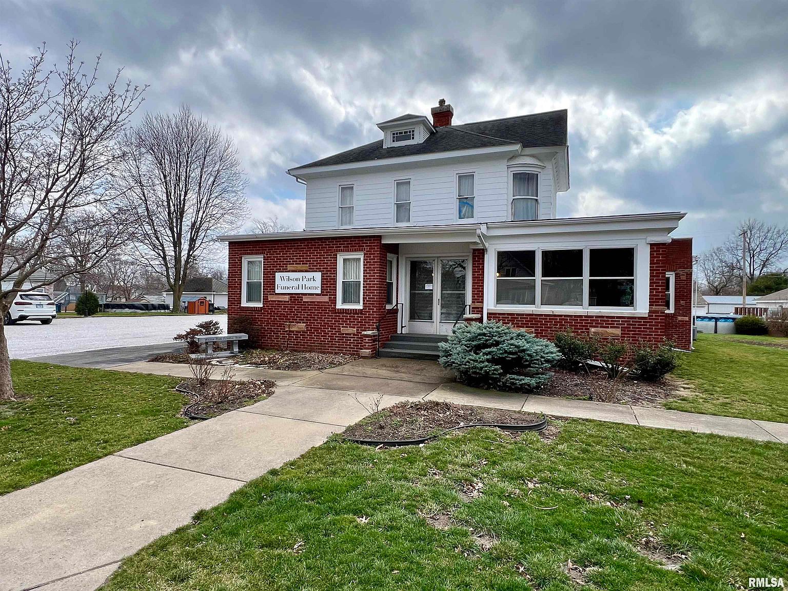 109 E Washington St, Edinburg, IL 62531 | MLS #CA1027840 | Zillow